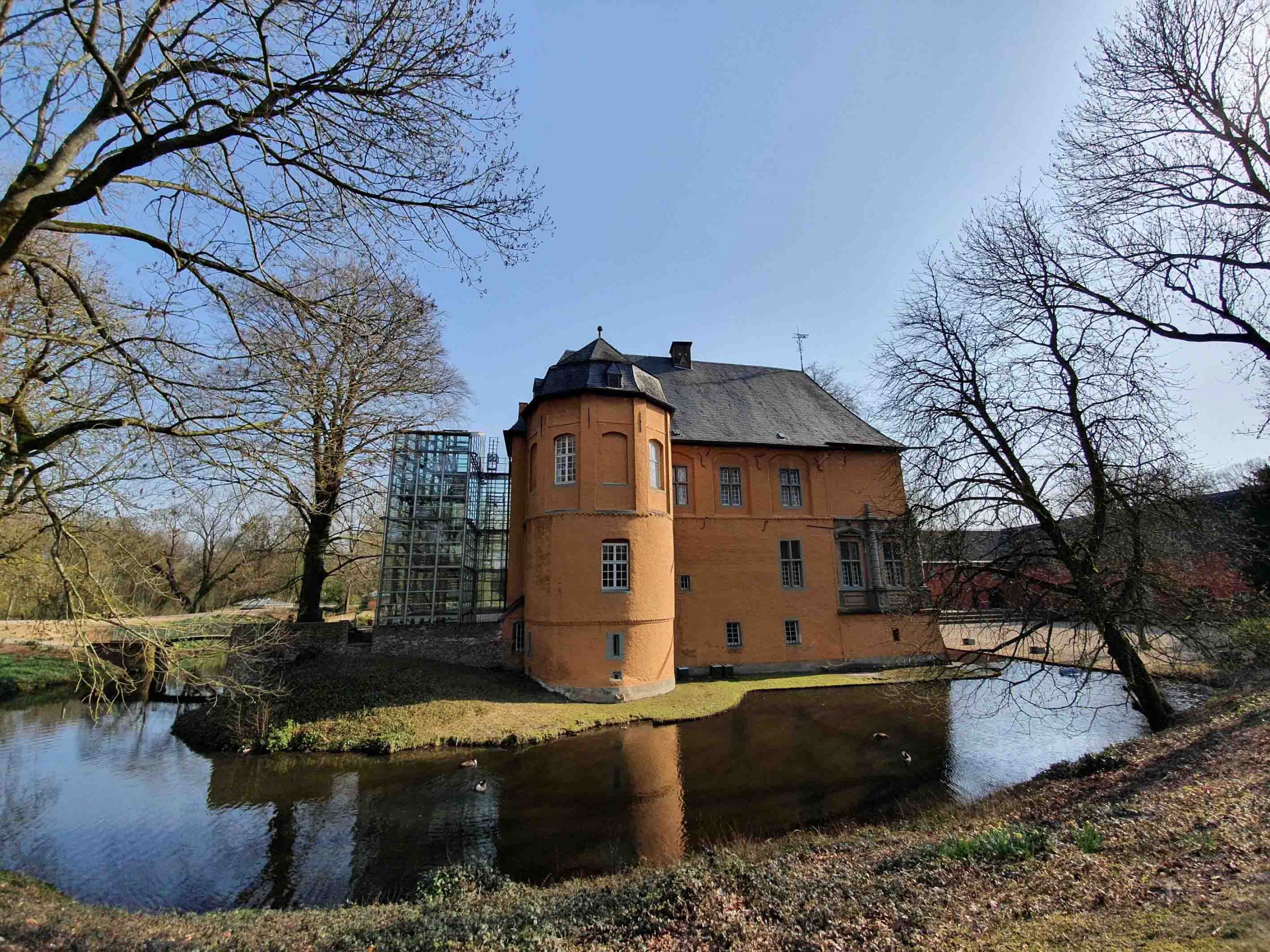Geschichte & Natur – Naherholung am Wasserschloss in Rheydt ...