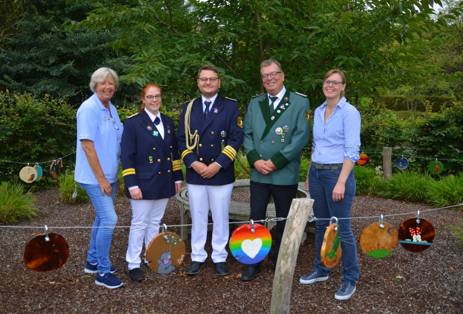 Königshaus der St. Petri Bruderschaft Viersen-Hoser sammelte für den ...